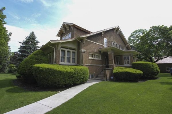 The Dated House - Making it Lovely